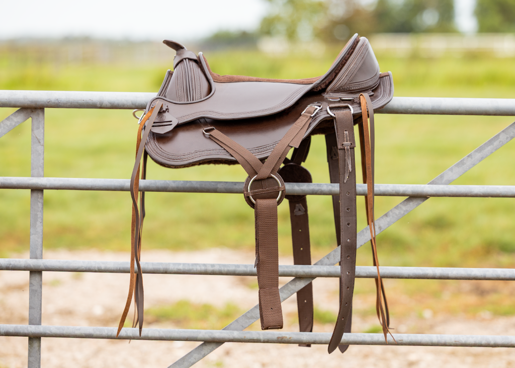 EDIX Equis treeless western saddle - EDIX Saddles