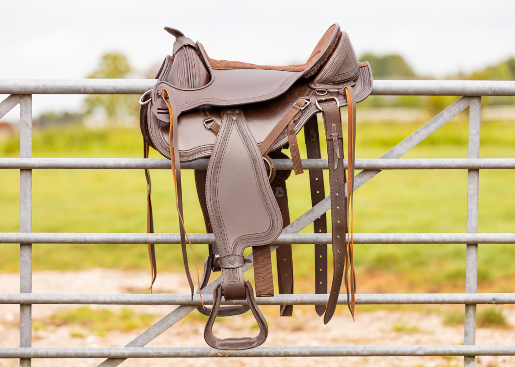 EDIX Equis treeless western saddle - EDIX Saddles
