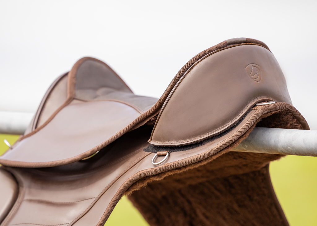 EDIX Courville treeless general-purpose saddle - EDIX Saddles