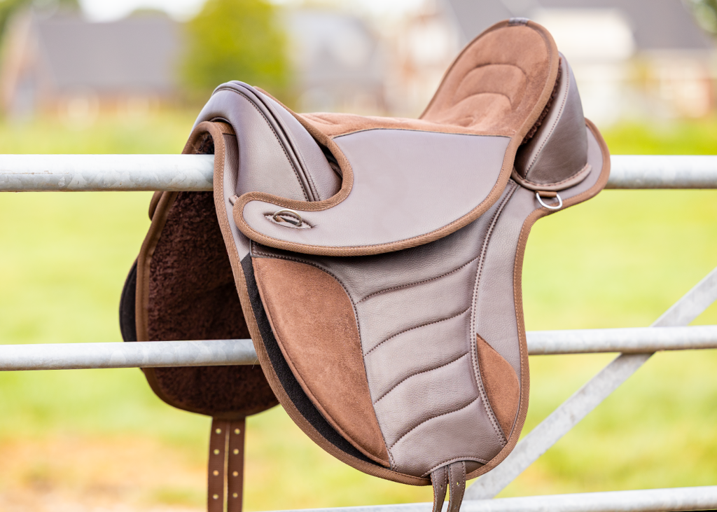 EDIX Vika treeless general-purpose saddle - EDIX Saddles