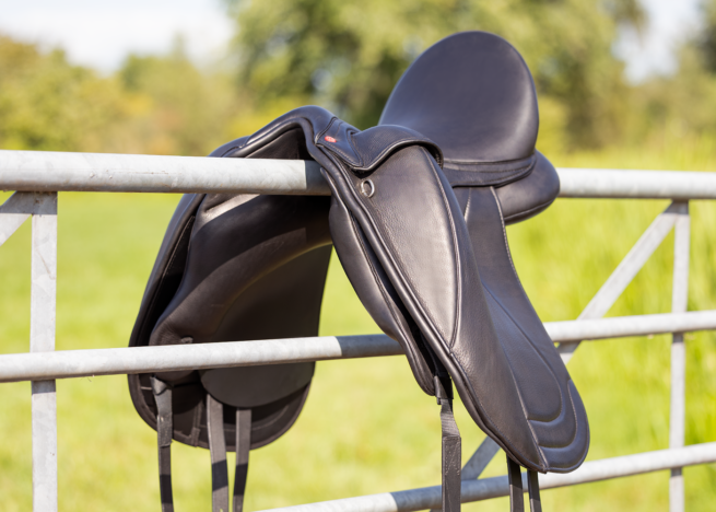 EDIX Attitude flexible dressage saddle - EDIX Saddles