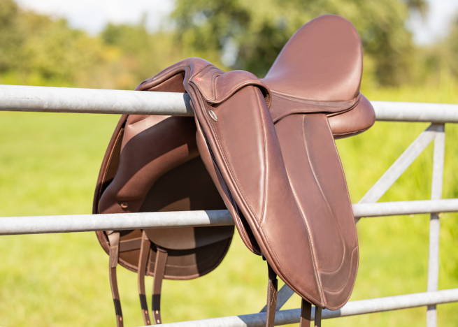EDIX Attitude flexible dressage saddle - EDIX Saddles