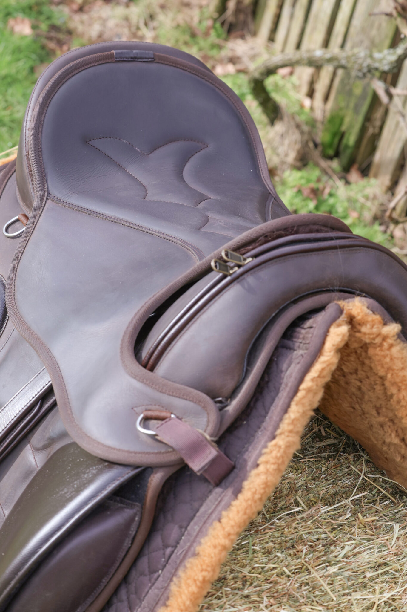 EDIX Libre treeless dressage saddle - EDIX Saddles